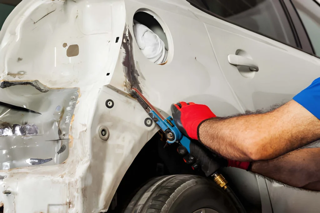 Does Best Dodge RAM Body Shop Straighten Frames Safely?